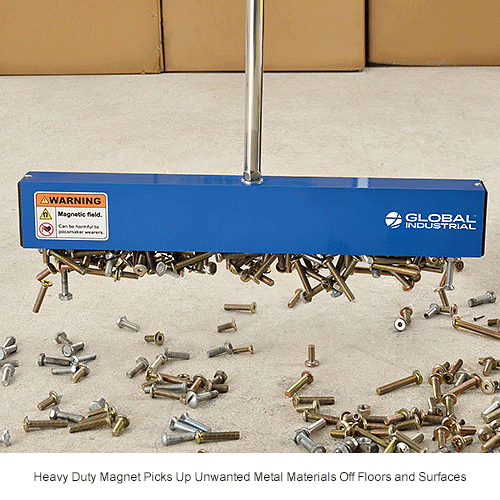Global Industrial™ Magnetic Nail Sweeper With Release, 20" Cleaning Width