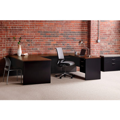 Hirsh Industries® Modular Steel Desk Bridge - 48 x 24 - Black/Walnut